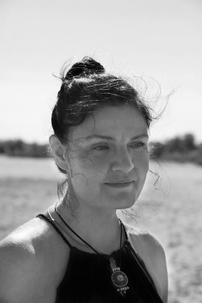 Street photographer chasing emotions and feelings